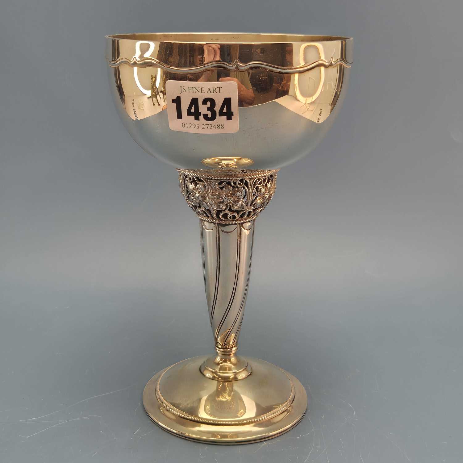 Lot 1434 - A silver standing cup by Mappin and Webb,