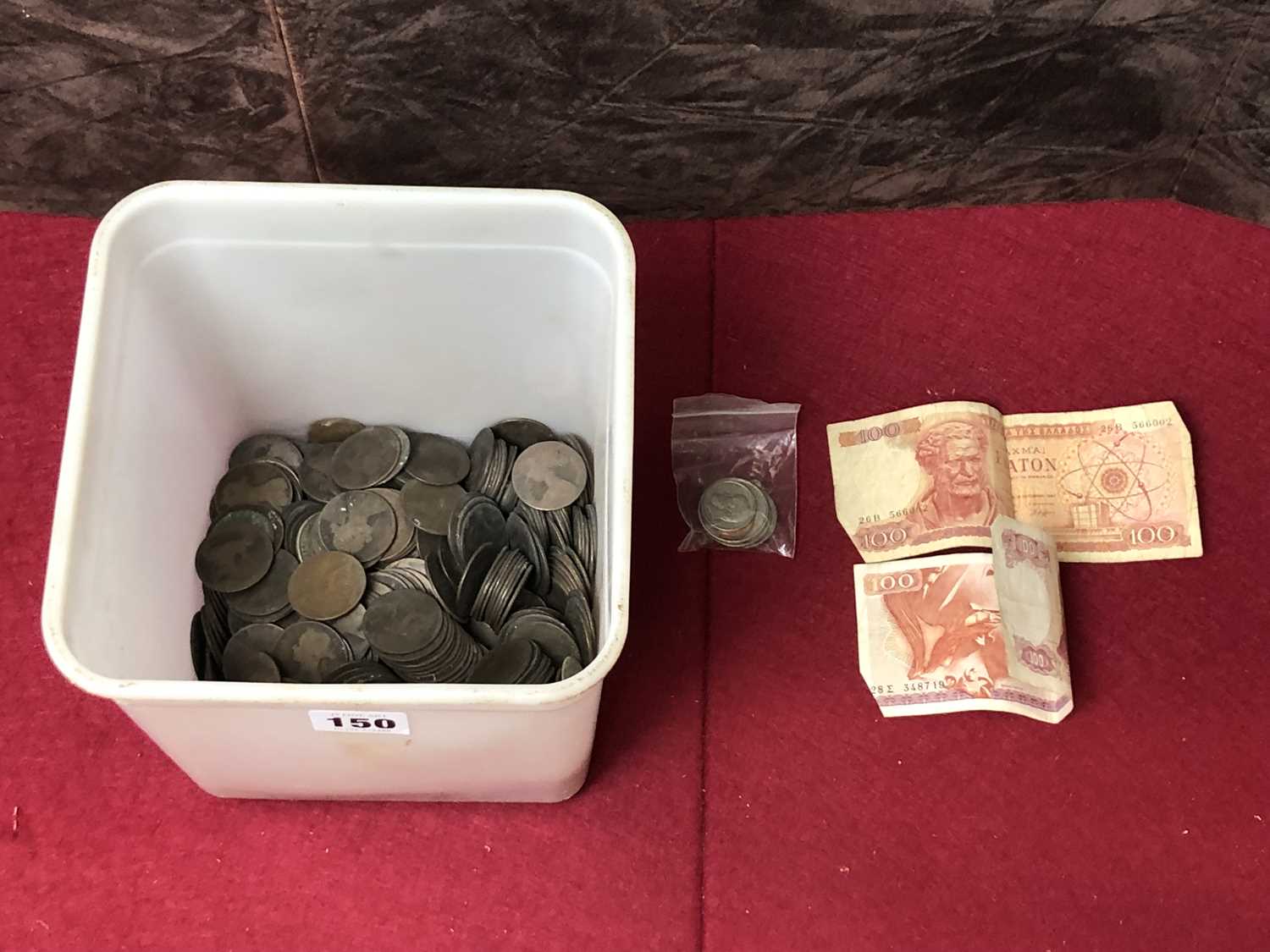 Lot 150 - Coins- a collection of loose coins, mostly